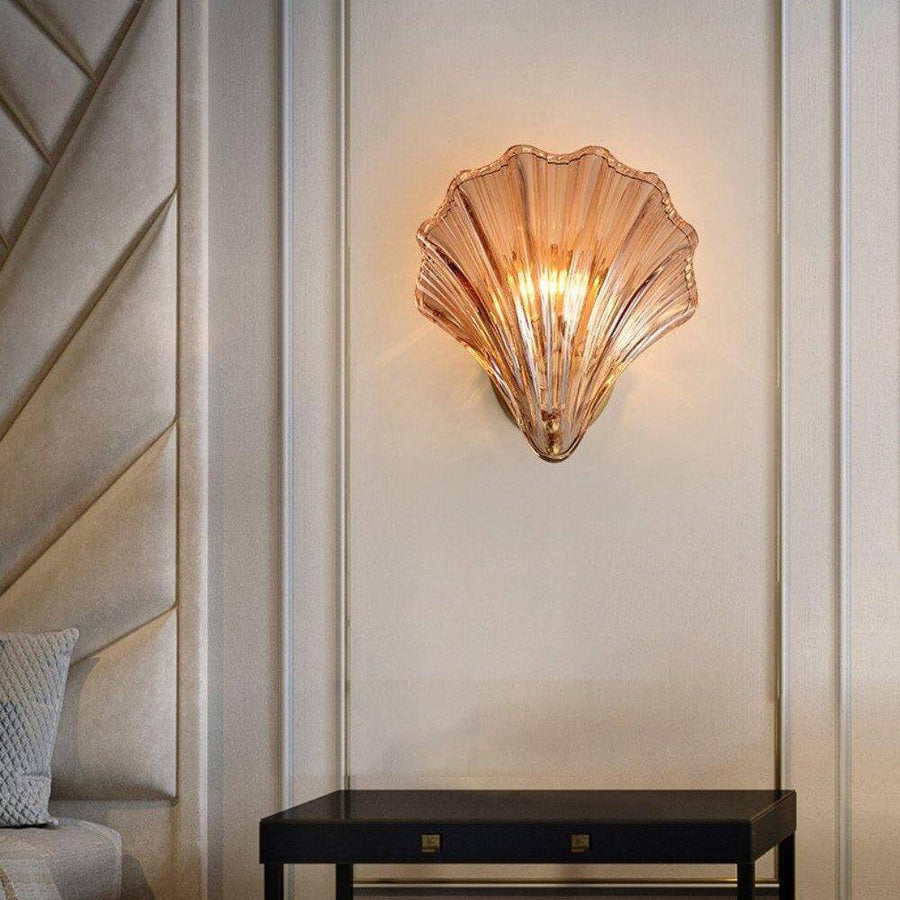 Glass Shell Wall Light - Brass & Amber Coastal Wall Sconce – Vinlighting