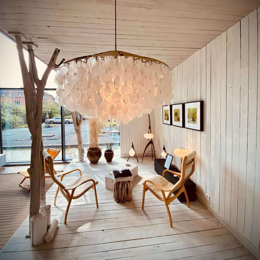 Sea-shell FUN DM Suspension Lamp | Chrome & Shell Disc Lighting ...