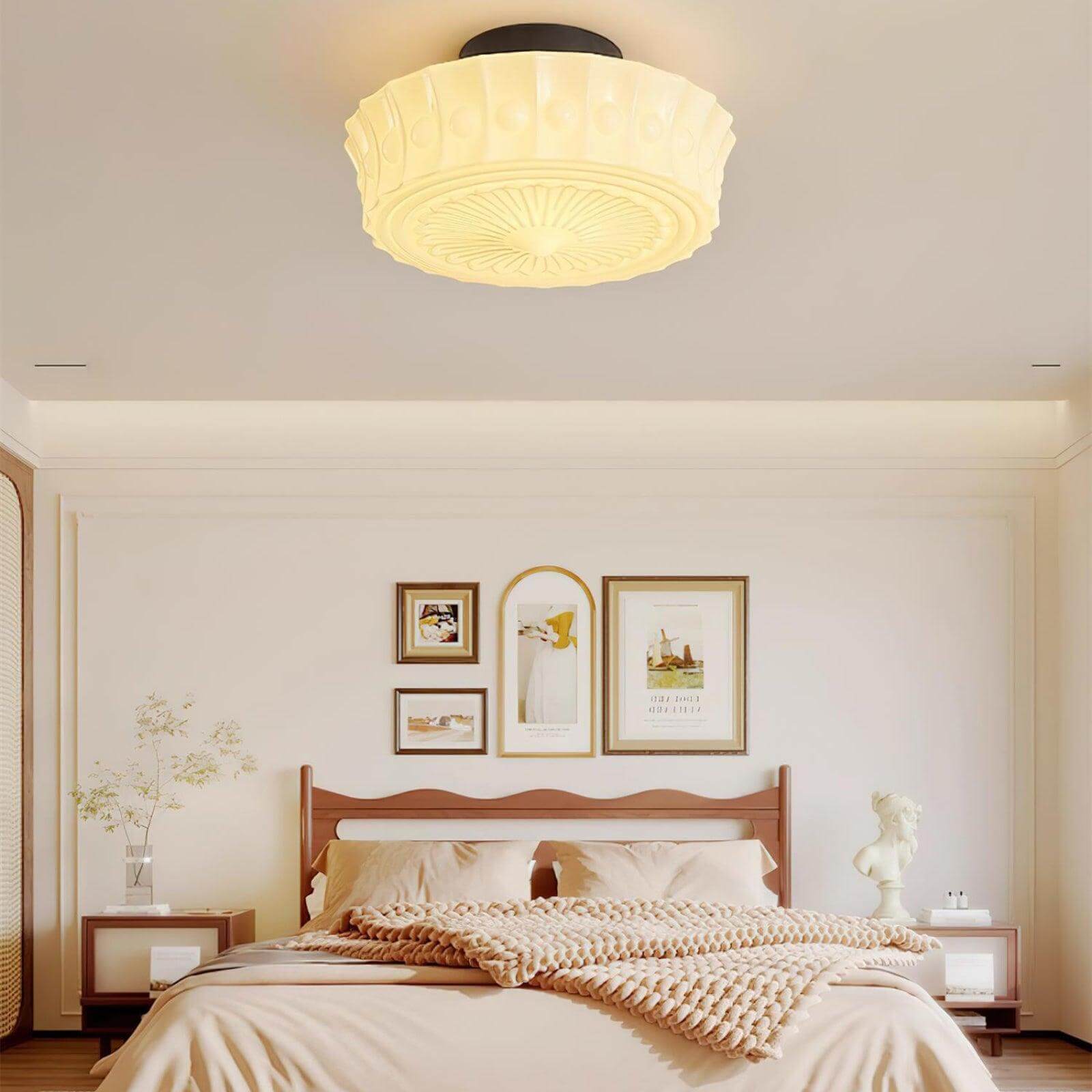Vintage Round Ceiling Light – Glass Art Deco Bedroom – Vinlighting
